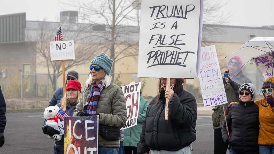 Demonstrators in Medford stage 'die-in' to protest ICE - Ashland News ...